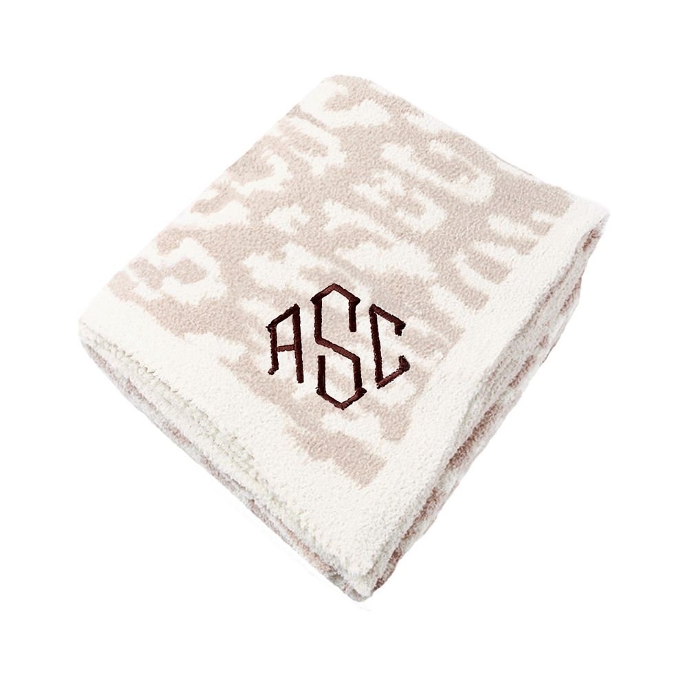 Monogrammed Cozy Throw - From Marleylilly