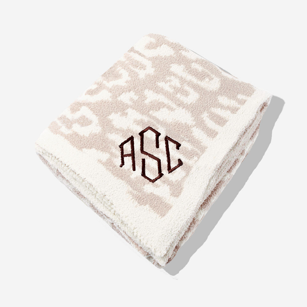 Monogrammed Cozy Throw - From Marleylilly
