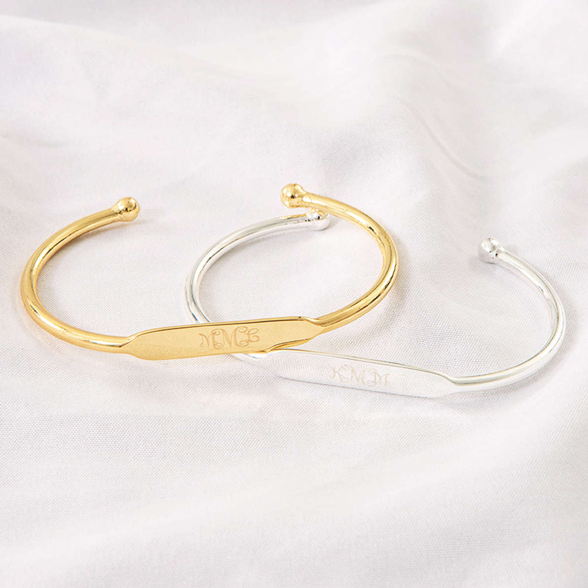 Monogrammed Bracelet - From Marleylily