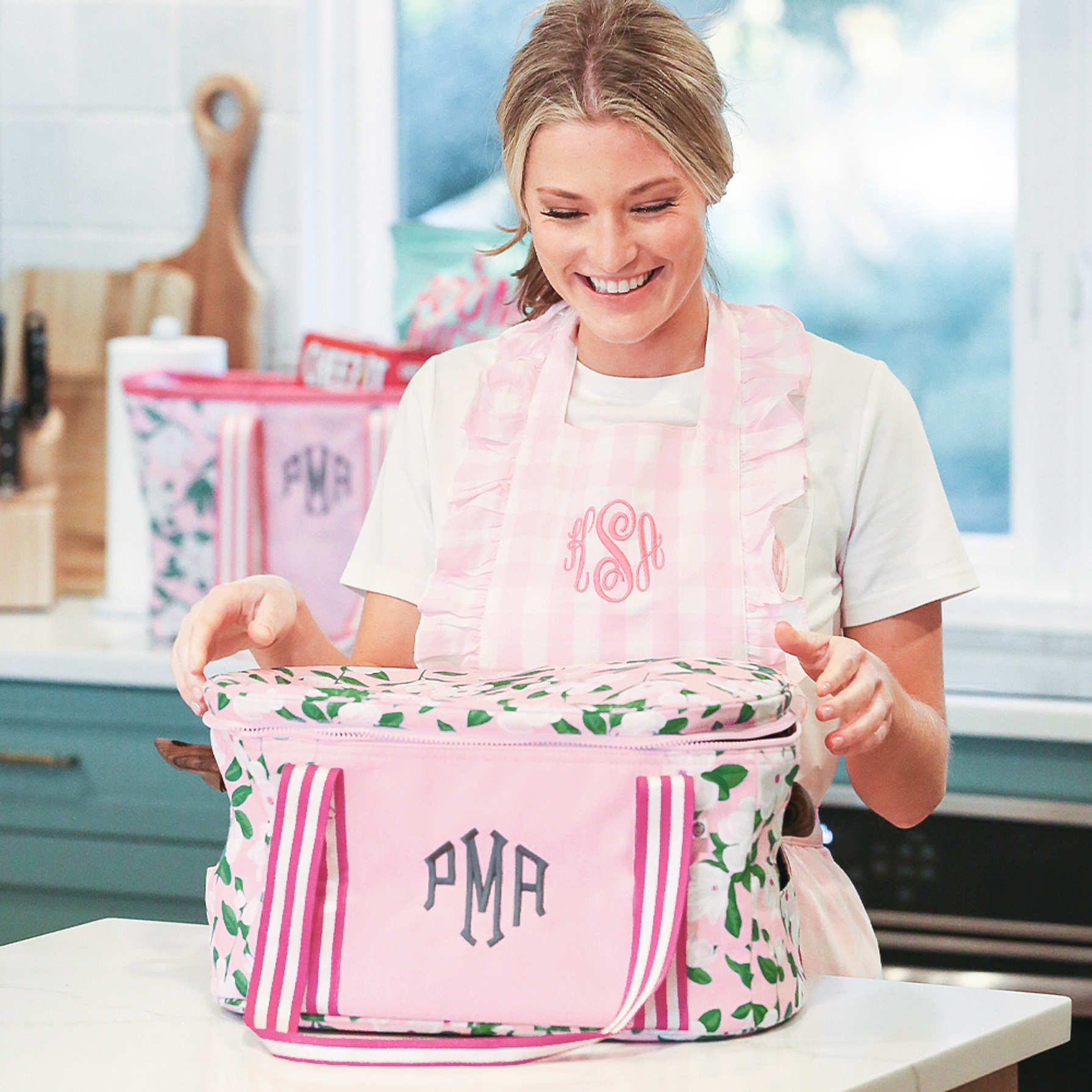 Personalized Monogrammed Crockpot Carrier | Marleylilly