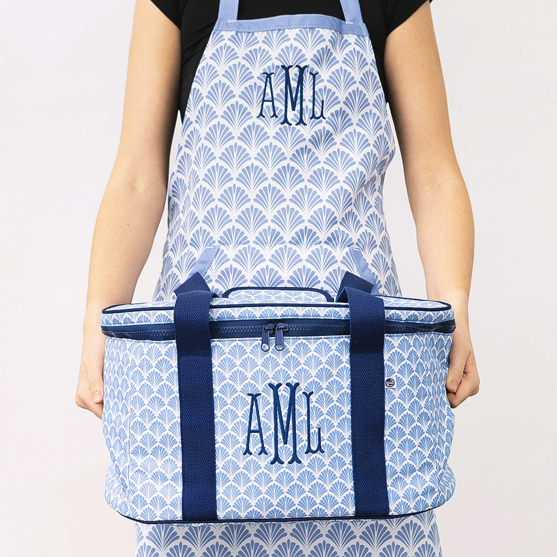 Personalized Monogrammed Crockpot Carrier | Marleylilly