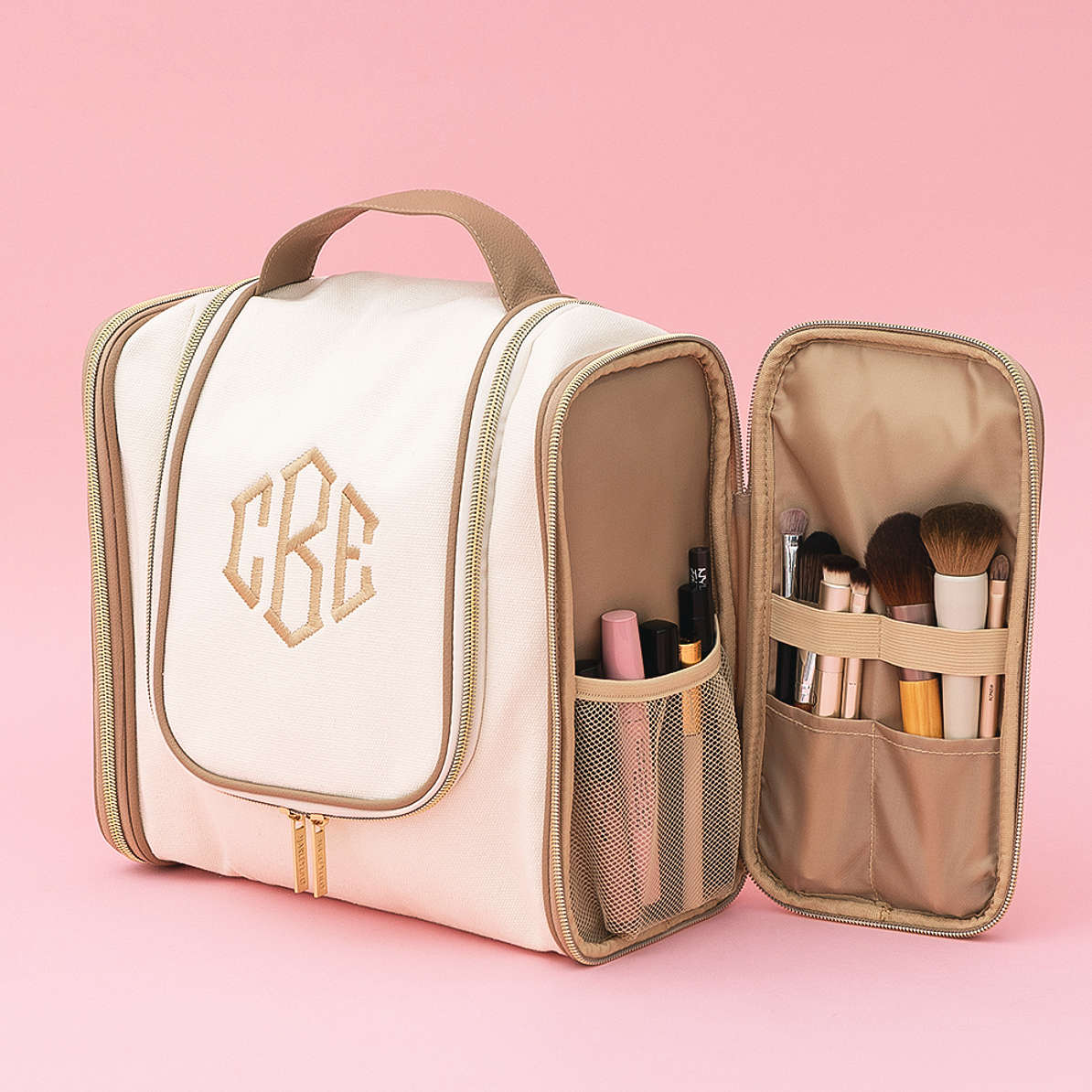 Personalized Hanging Toiletry Bag | Marleylilly