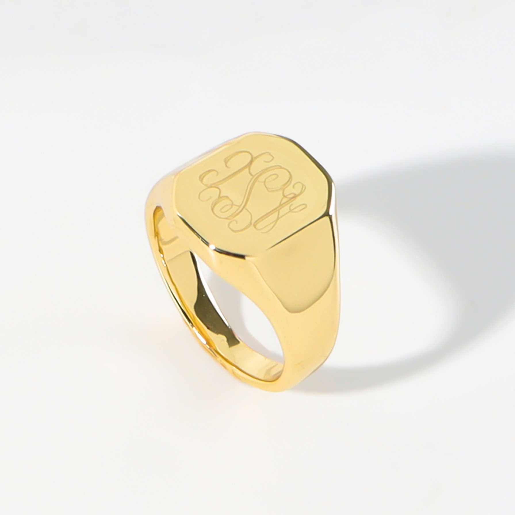 Engraved Signet Ring | Marleylilly