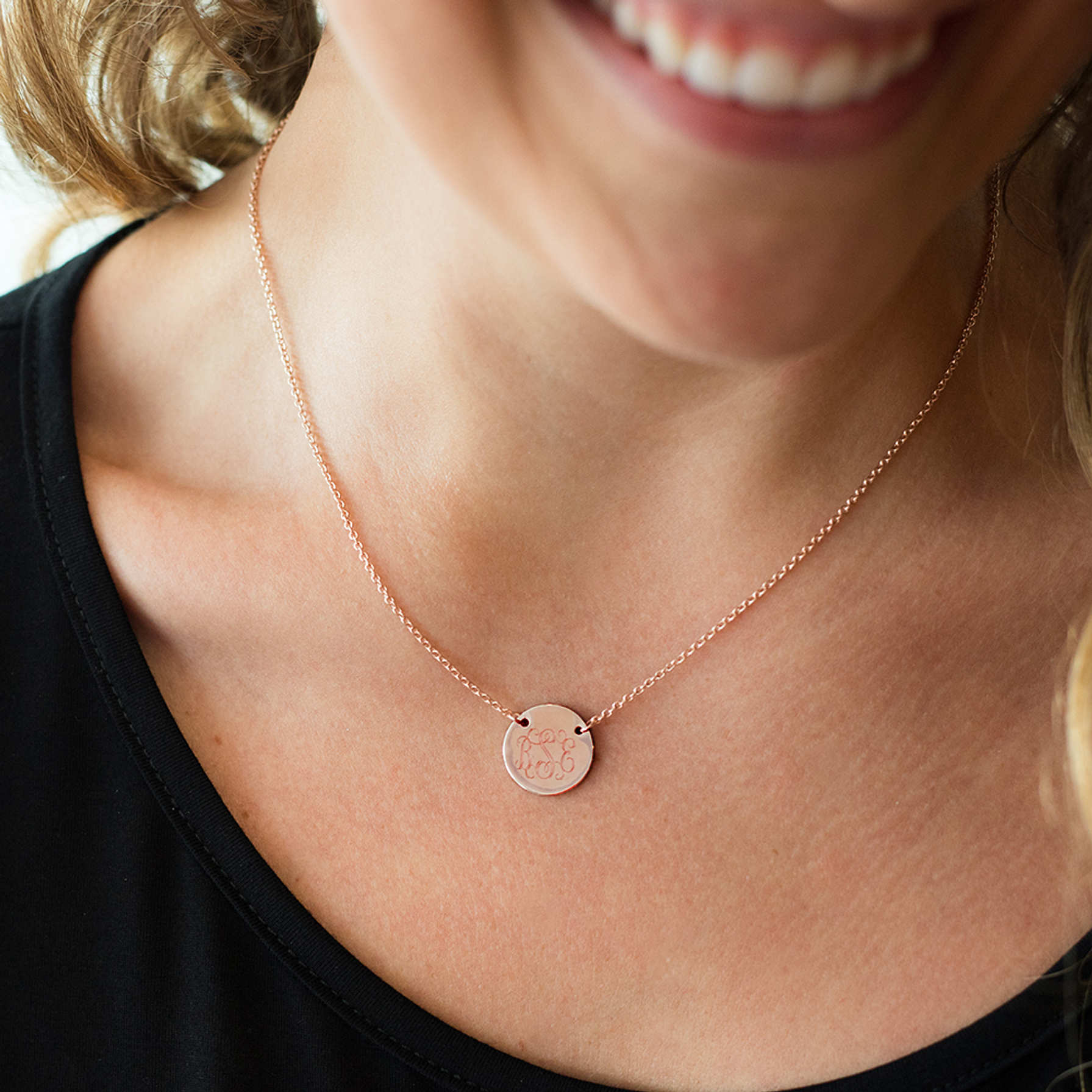 Personalized Dainty Disc Necklace - Marleylilly