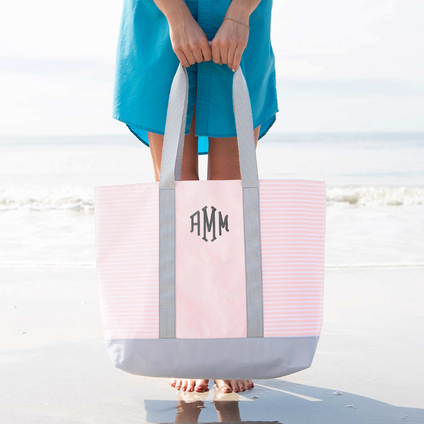 Monogrammed Mega Beach Bag - Marleylilly