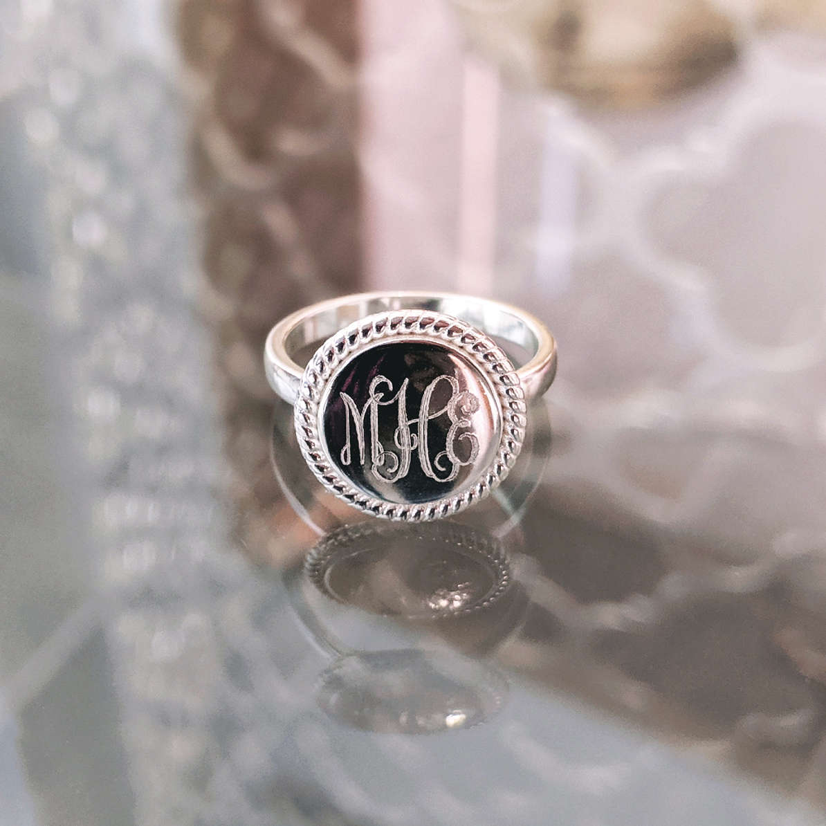Monogrammed Sterling Silver Ring with Rope Detail - Marleylilly