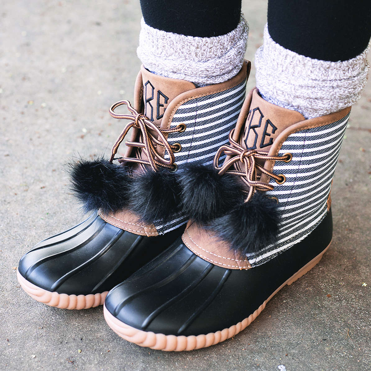 Duck Boot Pom Pom Set