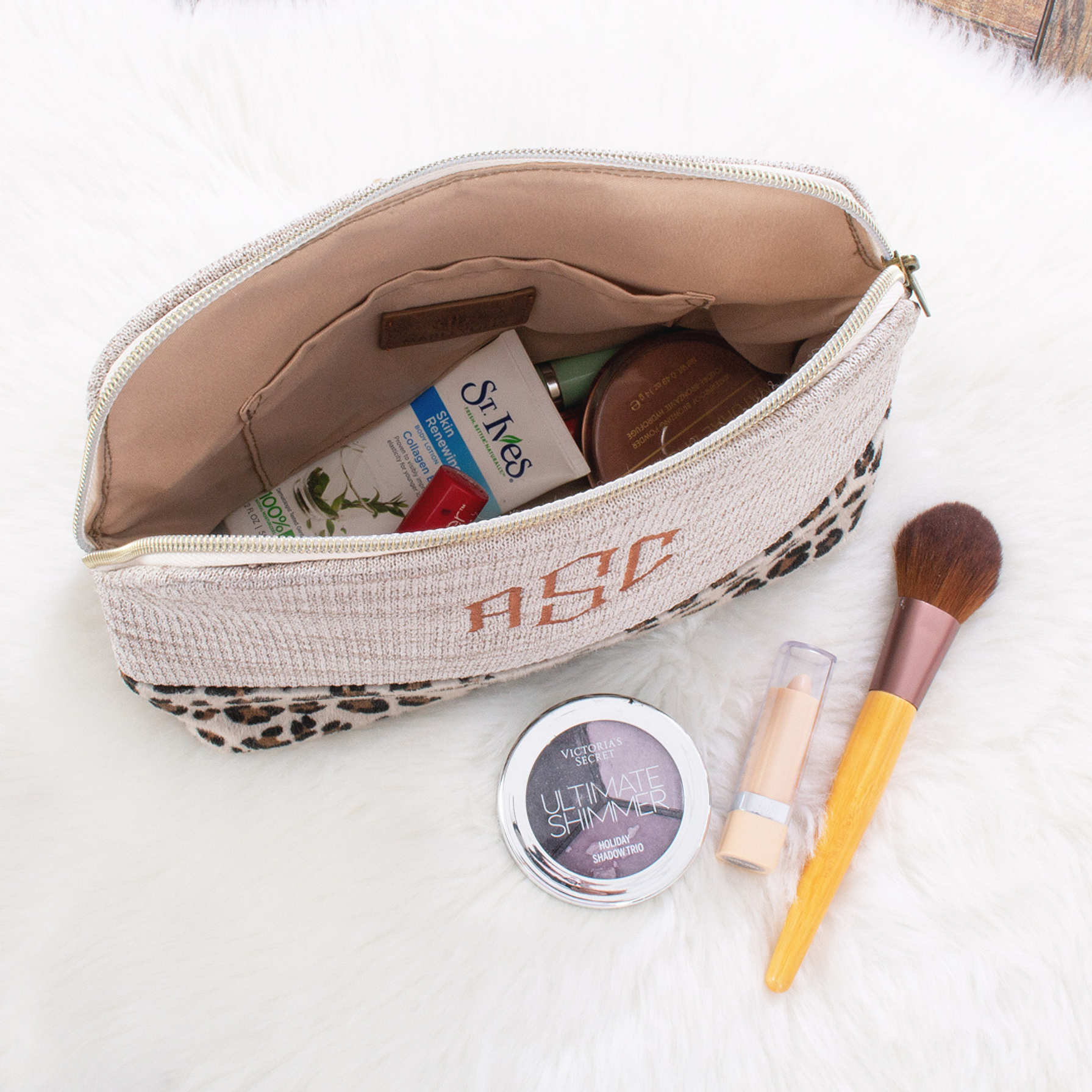 Monogrammed Leopard Makeup Bag - Marleylilly