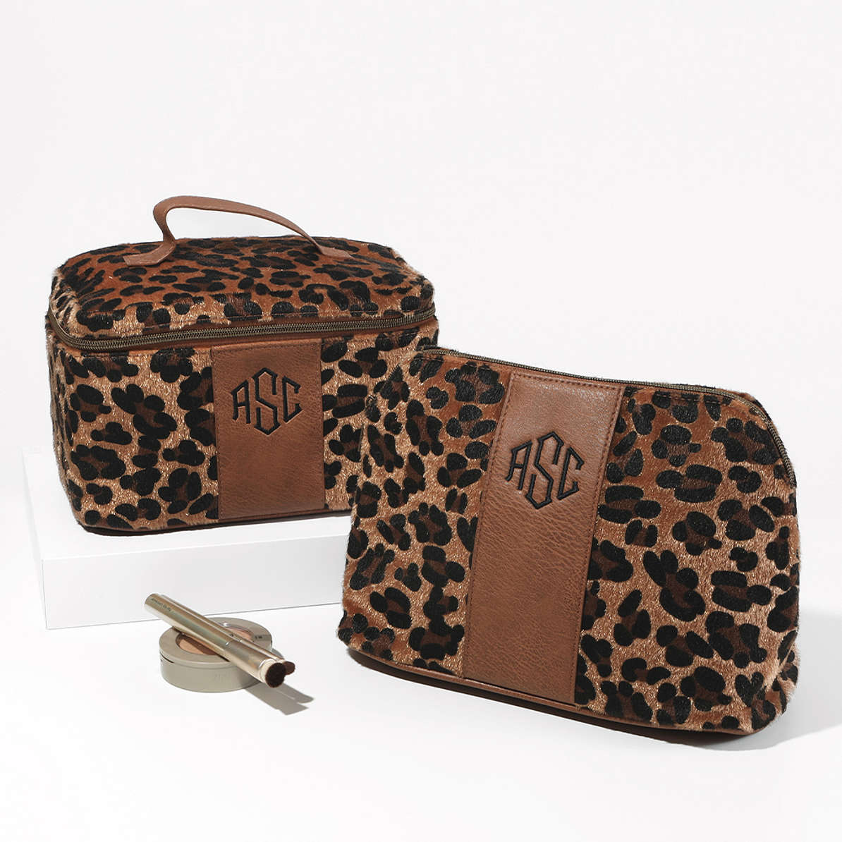 Monogrammed Leopard Makeup Bag - Marleylilly