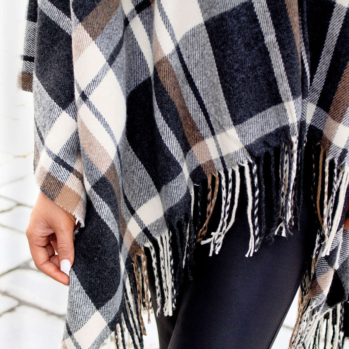 Ladies Plaid Fringe Poncho - Marleylilly