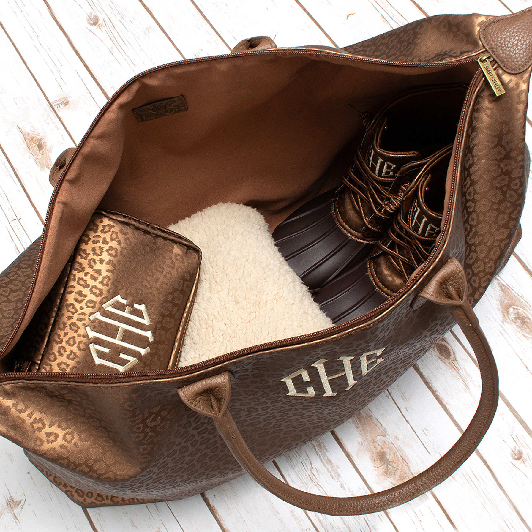 Personalized Metallic Leopard Weekend Bag – Marleylilly