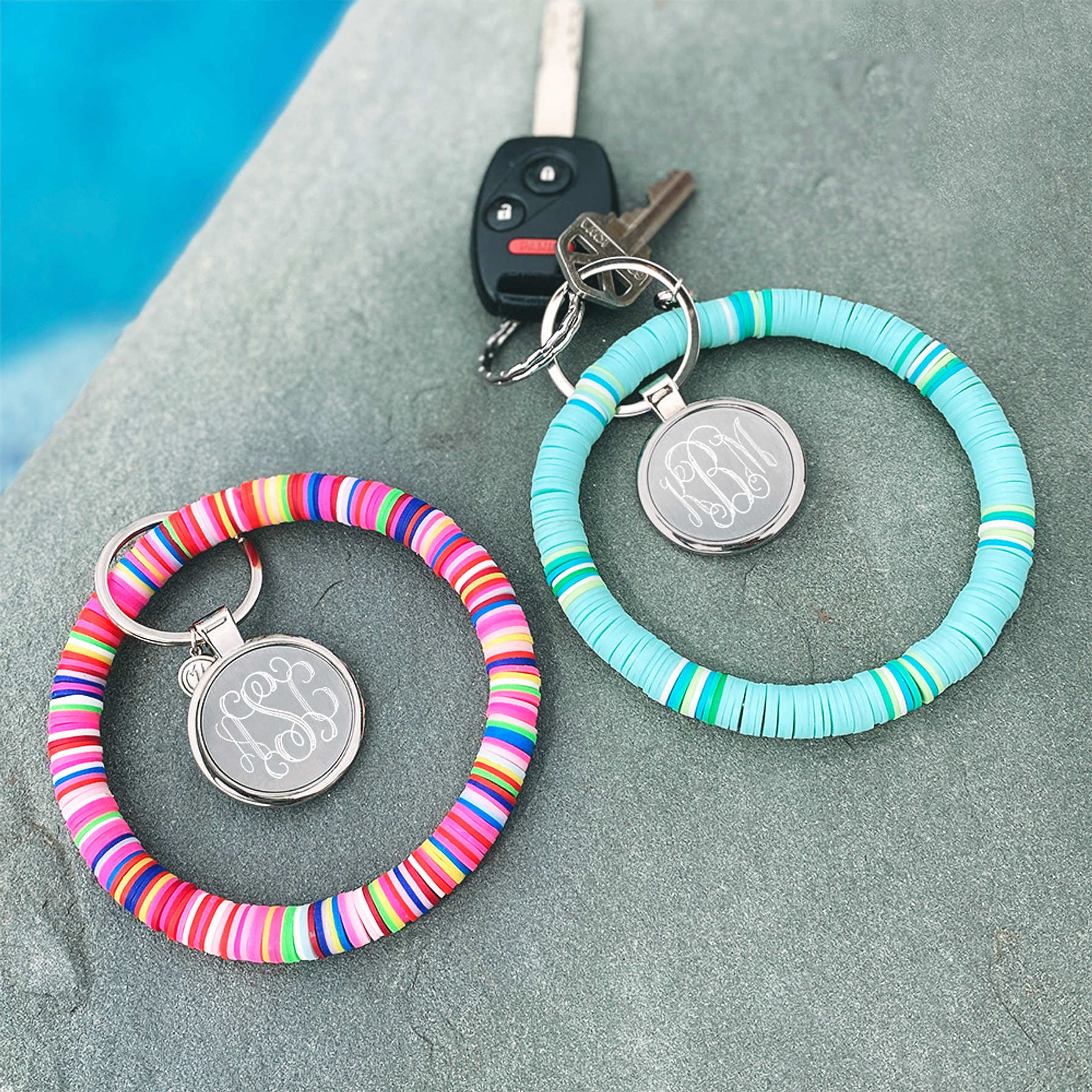 Monogrammed Beaded Key Ring - Multicolor - Marleylilly