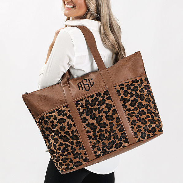 Personalized Leopard Pocket Tote | Marleylilly